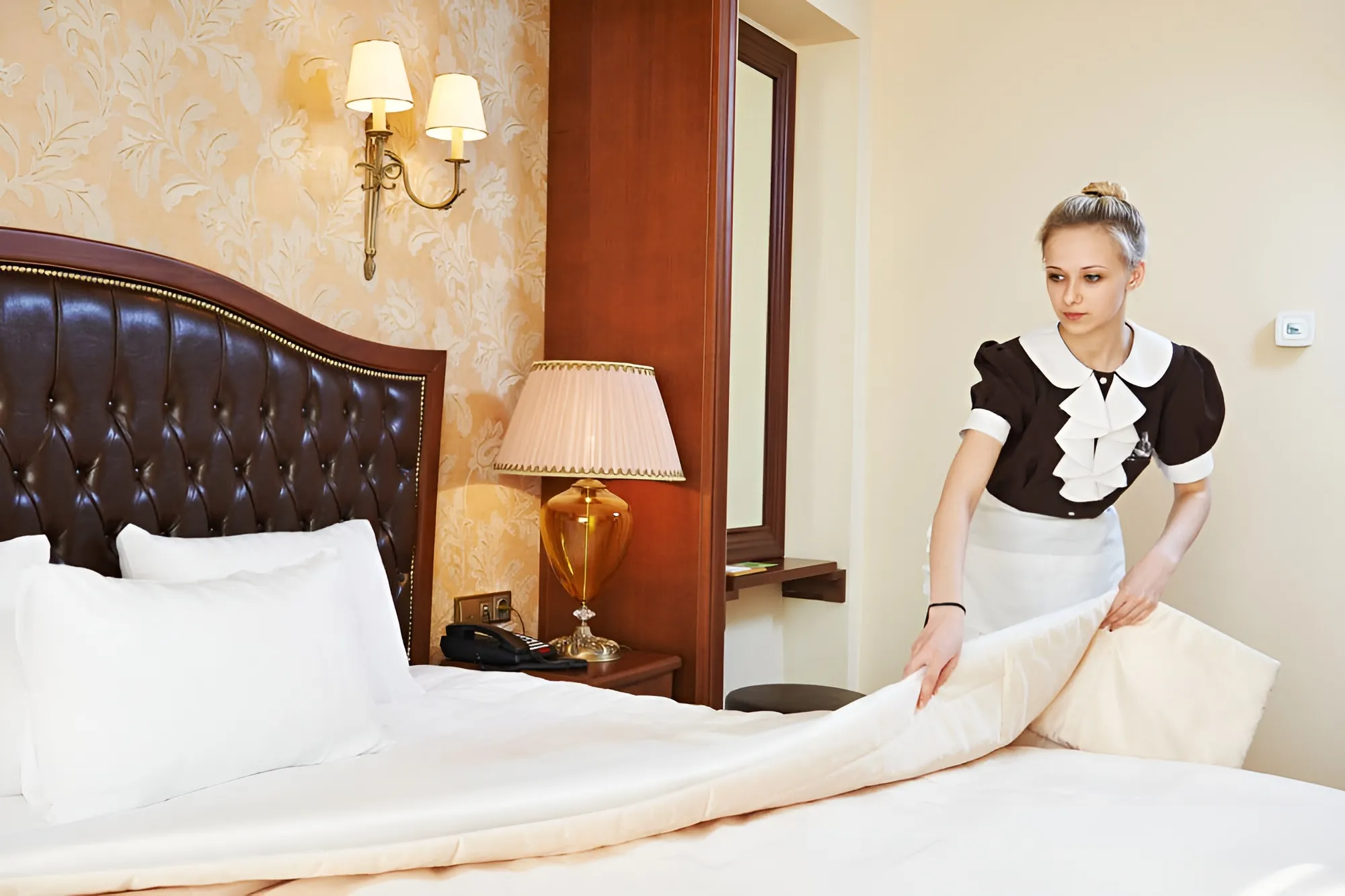 Hotel Room Attendant San Diego CA | LCS Janitorial Services